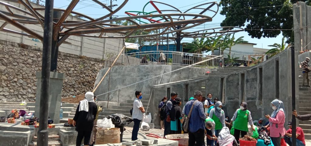 Marimas Gandeng DLH Kota Semarang dan Proklim Purwokeling Bangun Taman ...