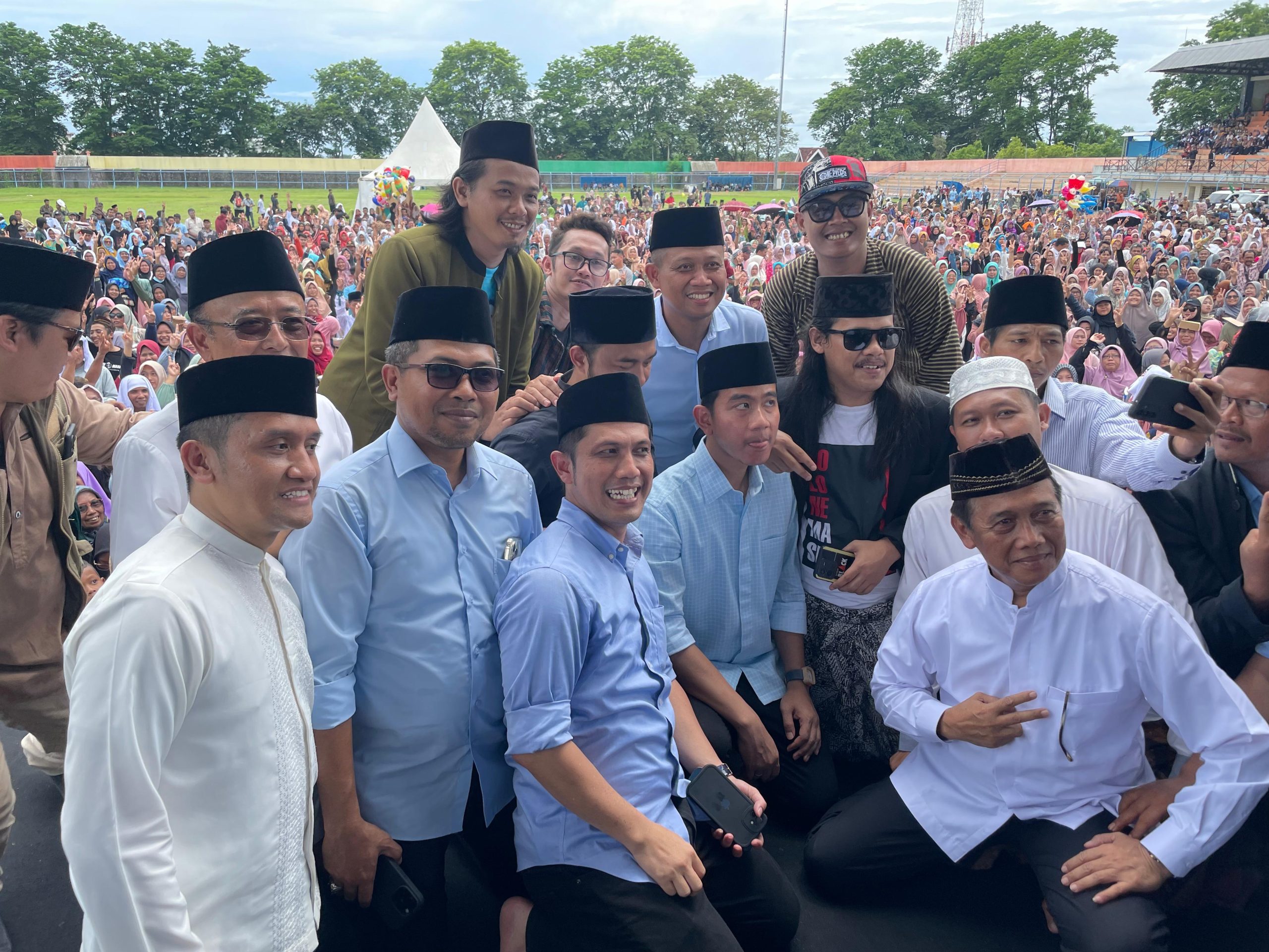 Bawa Semangat Baru, Ferry Wawan Cahyono Bersama Cawapres Gibran ...