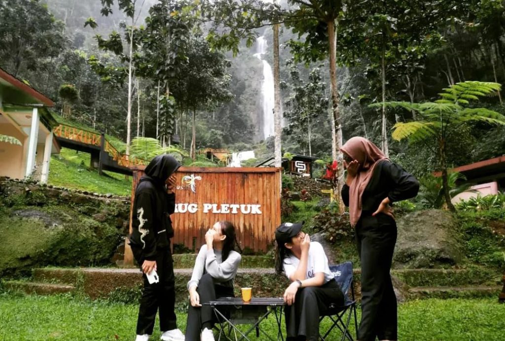 Curug Pletuk : Surga Fotografi di Pelukan Alam Pesangkalan Banjarnegara ...