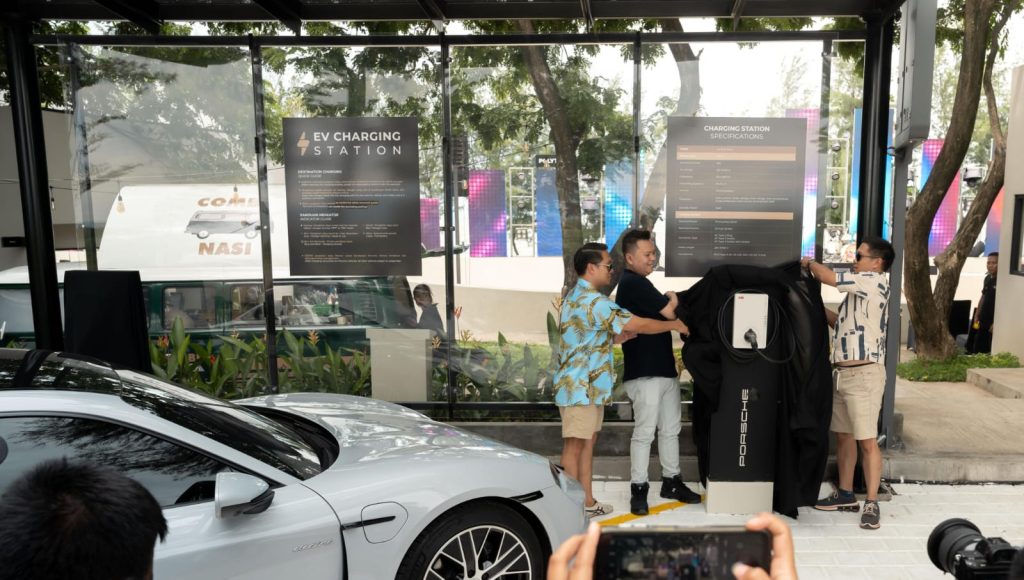 AWANNGROUP dan Porsche Indonesia Bersinergi untuk Masa Depan Ramah ...